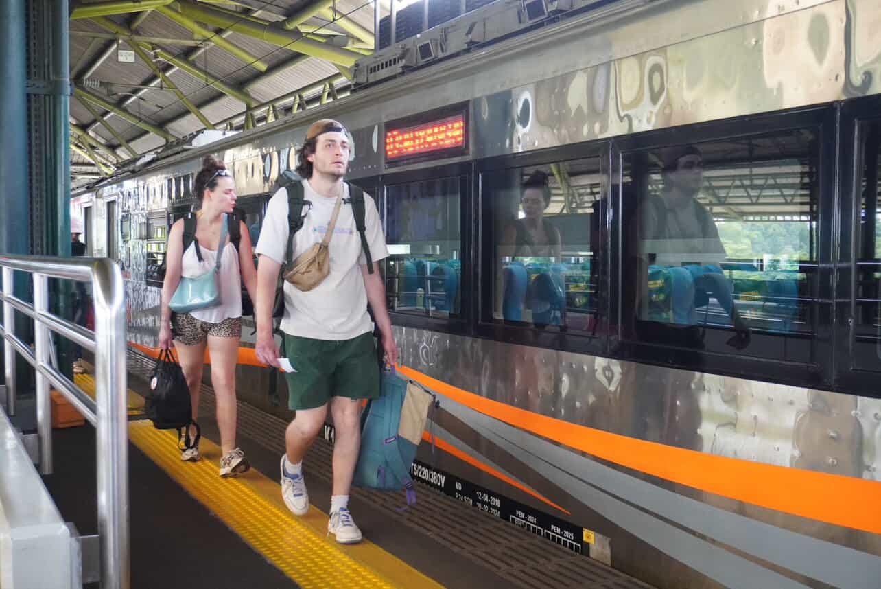 Pariwisata Berkelanjutan, Kunjungan Wisman Pengguna Kereta Api Tembus ...